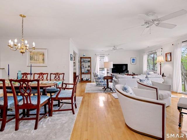 500 River Rd Apt 3, Greenwich, CT 06807