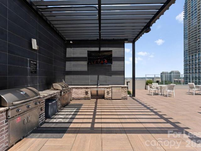 500 W Trade St, Unit C2, Charlotte, NC 28202 | MLS #4340