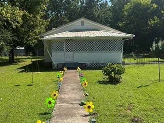 500 W Victor St, Poplar Bluff, MO 63901
