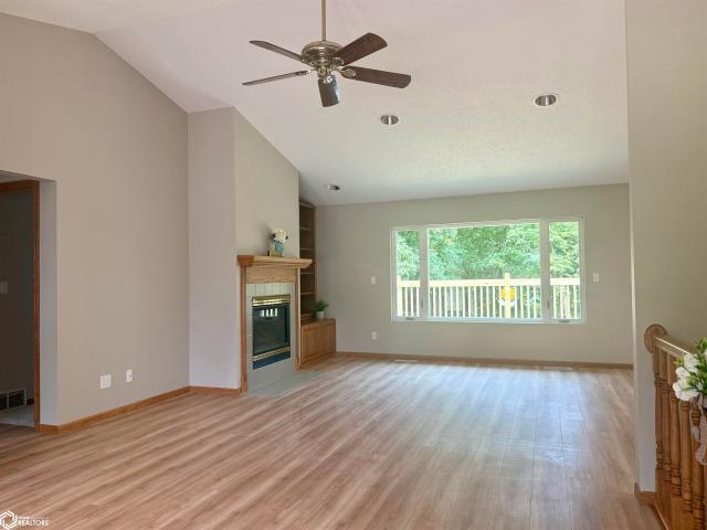 500 W Greenewood Road