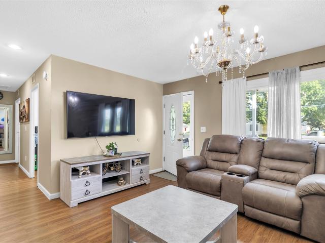 500 W Jolly Road