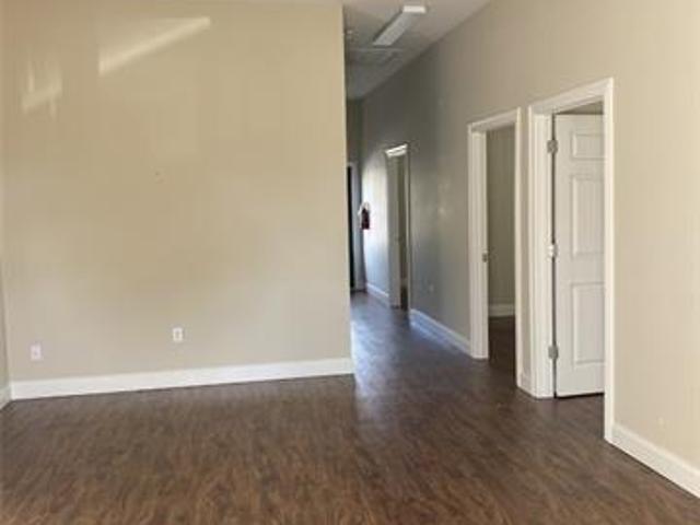 500 W Morris Avenue # B