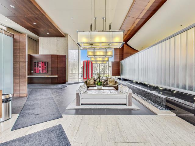 500 W Superior Street # 1313