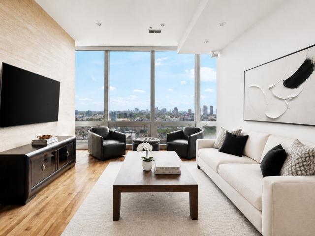 500 W Superior Street # 1708