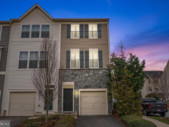500 Woodstream Cir, Unit 15146, Stafford, VA 22556 | MLS #VAST2044 | Compass