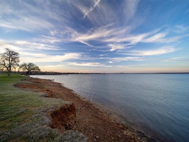 500 Waters Edge Dr Apt 214, Lake Dallas, TX 75065
