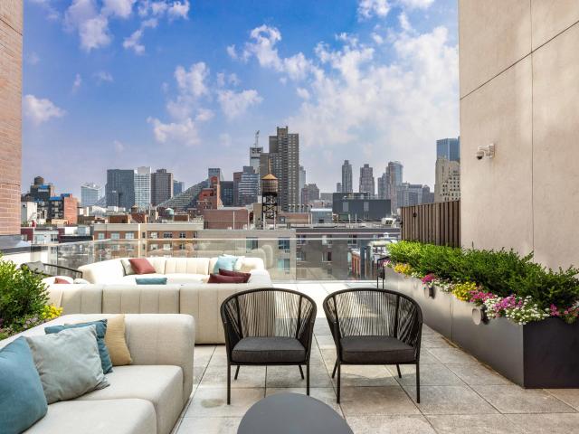 500 West 45th Street, Unit 210