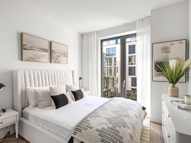 500 West 45th Street, Unit 610