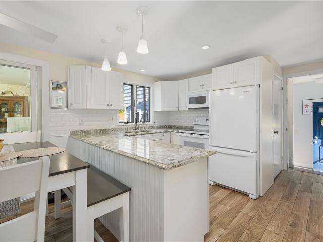 500 Third Beach Road