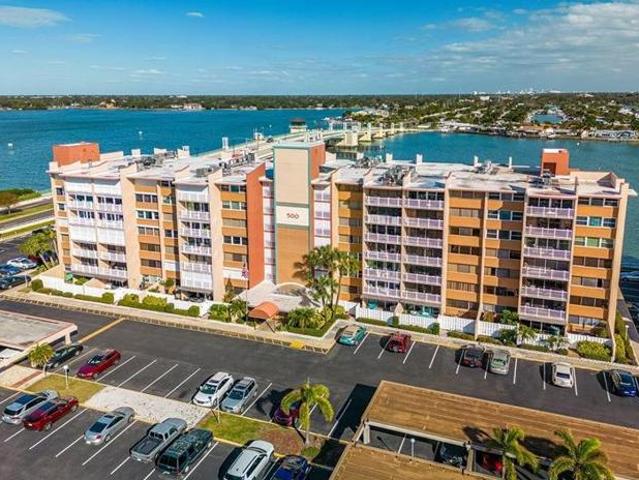 500 Treasure Island Causeway #402, Treasure Island, FL 33706