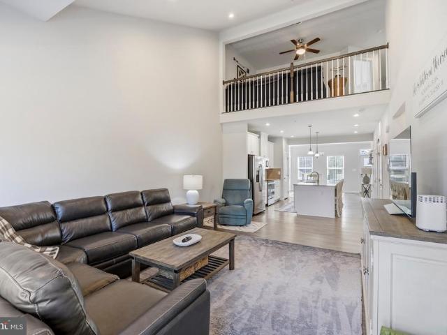 500 Turnstone Court
