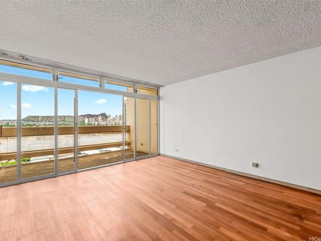 500 University Ave Apt 1436, Honolulu, HI 96826