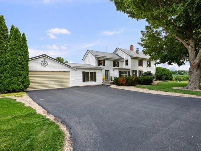 500 Vernon St, Woosung, IL 61091