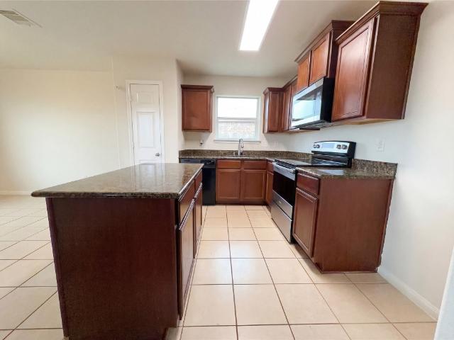 5014 Alder Bend Ln, Richmond, TX 77469 | Compass