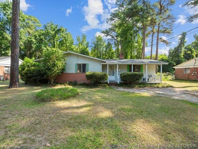 5014 Ashton Rd, Fayetteville, NC 28304