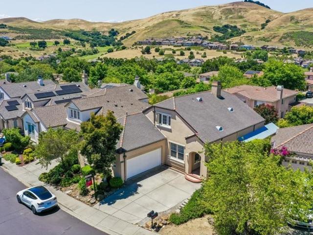 5014 Staghorn Dr, Vallejo, CA 94591
