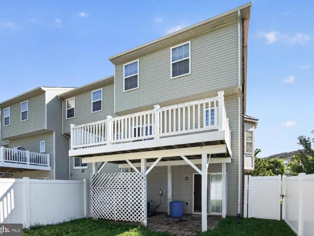 5015 Oyster Reef Place