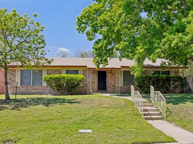 5015 Bayonne Dr, San Antonio, TX 78228