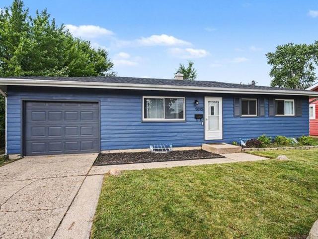 5015 Bloomfield Pl, South Bend, IN 46619