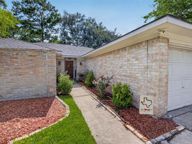 5015 Blueberry Hill Drive