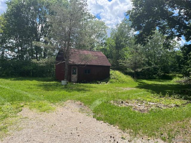 5015 Capac Road