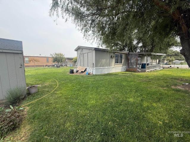 5015 E Ustick Rd 13