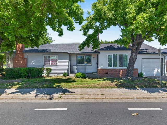 5015 Fruitridge Rd, Sacramento, CA 95820 | MLS #226049 | Compass