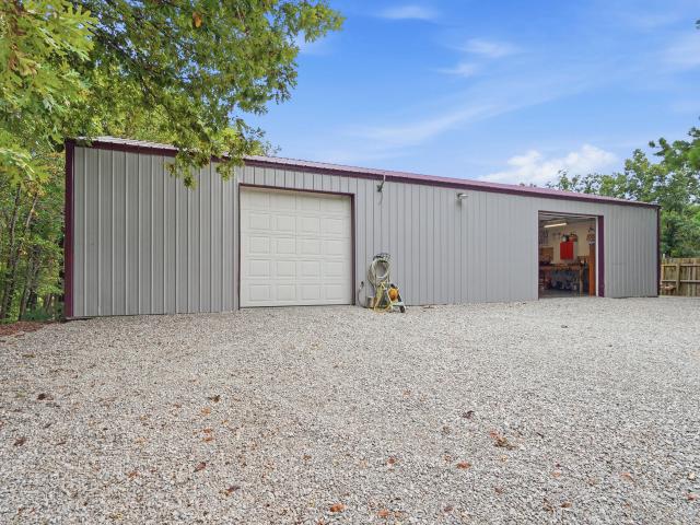 5015 hickory hills dr