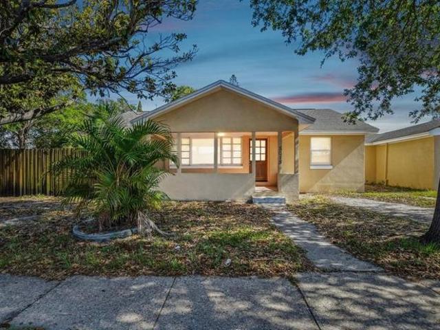 5015 15th Ave S, Gulfport, FL 33707