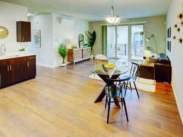 5015BSV 2 Bedroom Apartment for Rent at 8072 N Millbrook Ave, Fresno, CA 93720 Woodward Park