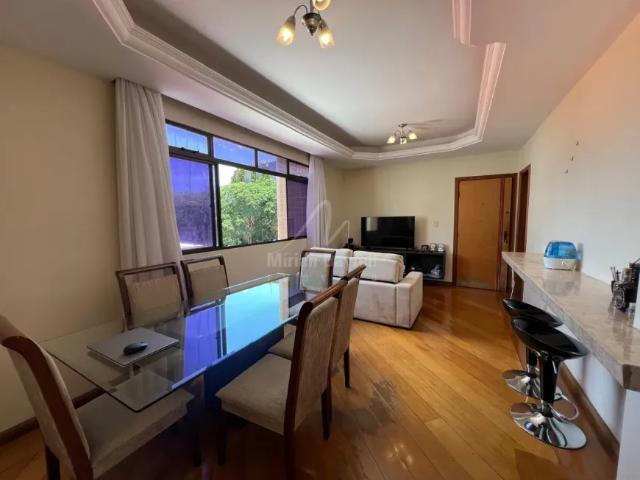 50165 à venda Apartamento com 3 quartos, 1 vaga, no Santo Antônio