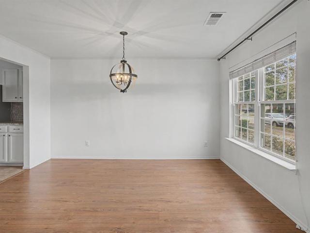 5016 Meridian Lane