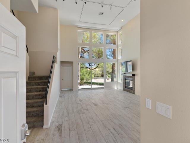 5016 Mount Pleasant Lane