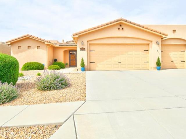 5016 N San Adan Ave NW, Albuquerque, NM 87120