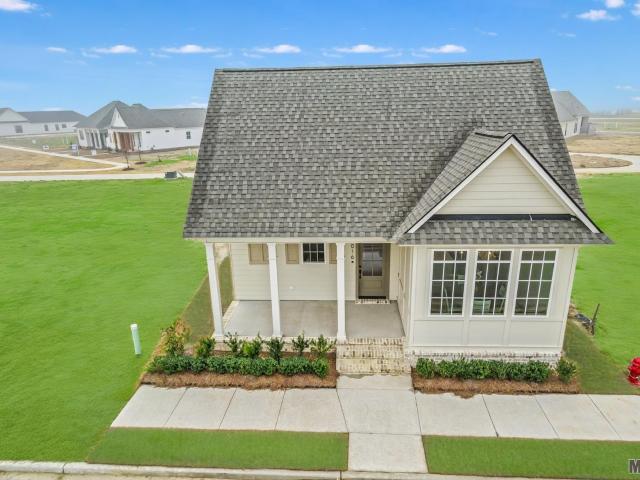 5016 Colmar Rd, Gonzales, LA 70737 | MLS #BR2026002 | Compass