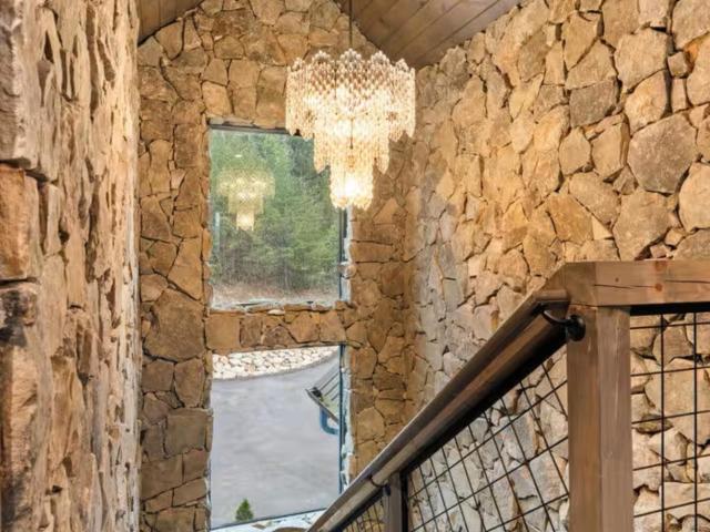 5016 Long Rifle Rd, Walland, TN 37886 | MLS #1336