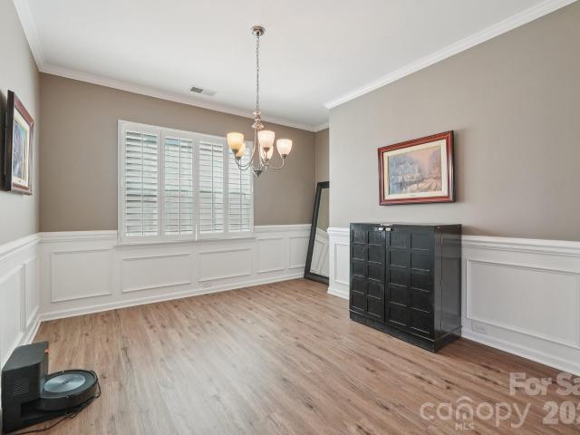 5016 Riverdale Dr, Charlotte, NC 28273 | MLS #4355