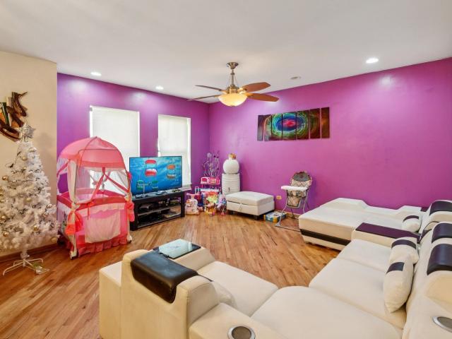 5016 S Prairie Avenue # 1