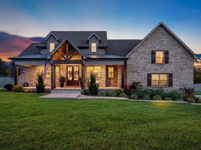 5017 Oxford Ln, Greenbrier, TN 37073