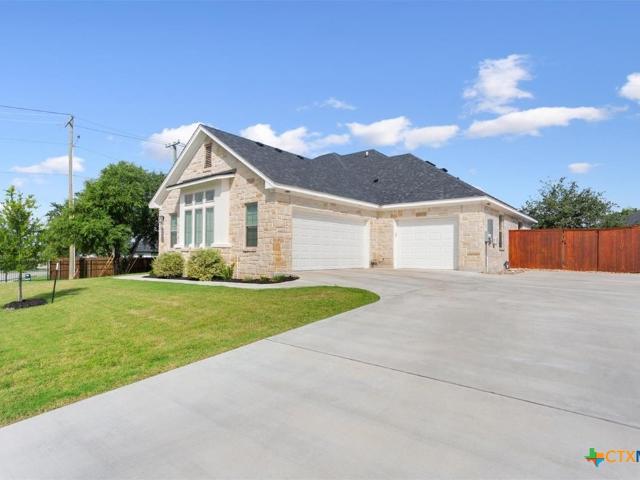 5017 Bella Charca Parkway