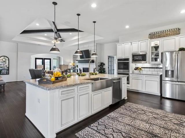 5017 Bluebell Way, Waller, TX 77484