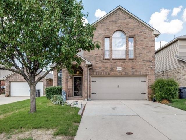 5017 Britton Ridge Ln, Fort Worth, TX 76179