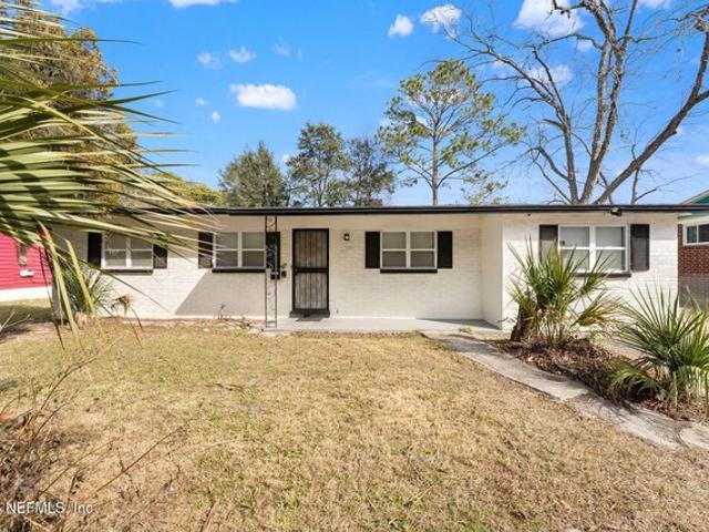 5017 Dostie Dr S, Jacksonville, FL 32209