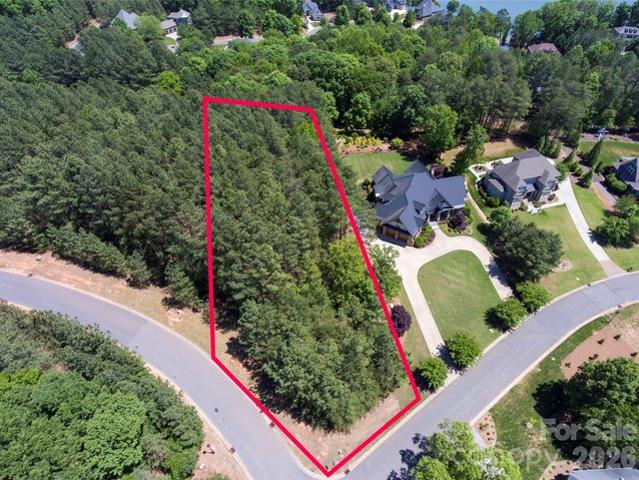 5017 Hermitage Ct Unit 202, Belmont, NC 28012