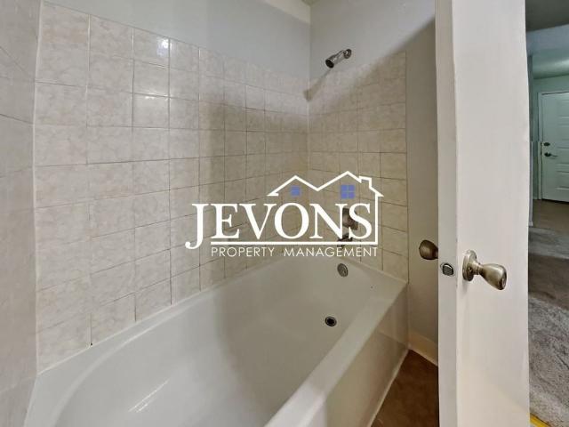 5017 S Orchard St Tacoma, WA 98467 2 Bedroom Apartment for Rent at 5017 S Orchard St, Tacoma, WA 98467 South Tacoma