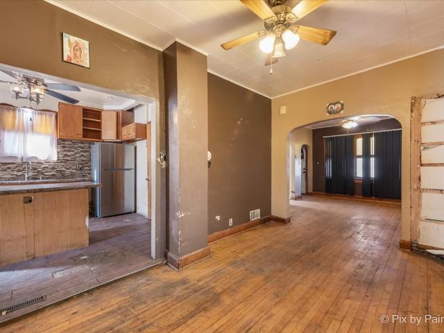5017 W OGDEN Avenue