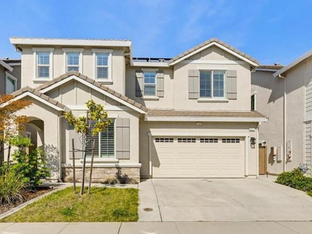 5017 Whirlabout St, Roseville, CA 95747