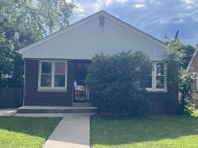 5019 N 24th St, South Milwaukee, WI 53209