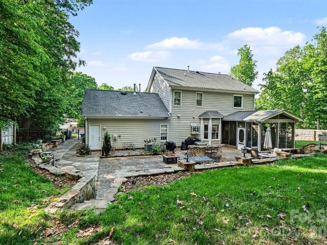 5010 Ardenwoods Dr, Charlotte, NC 28215 | MLS #4375 | Compass