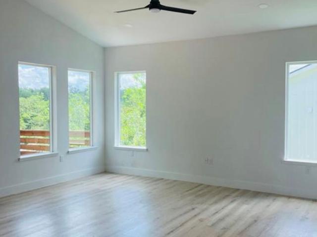 5010 Baker St, Austin, TX